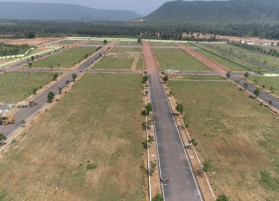 Plots in Kommadi,Land for Sale –Madhurawada, DRK Raju Layout, Kommadi